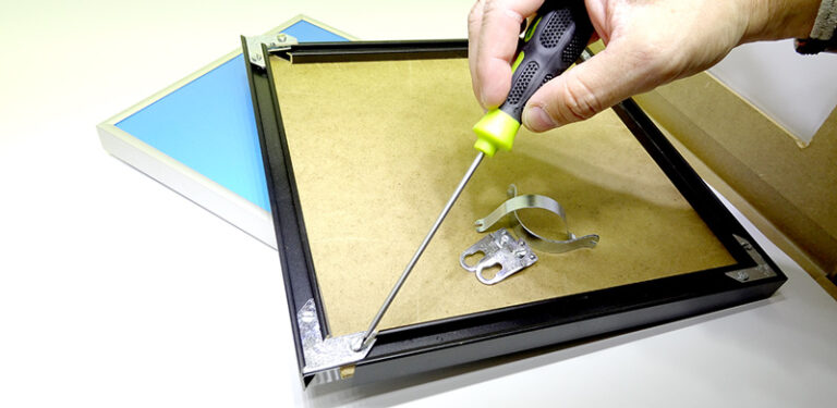 5 soluciones de marcos de aluminio a medida para empresas – Moldiber